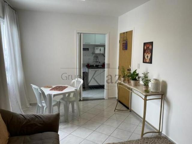 Apartamento Jardim das Colinas Residencial Colinas de São José 2 Dormitórios 77m²