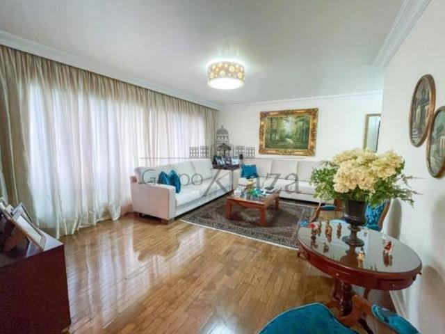 Apartamento Jardim Esplanada Residencial Mayflower 247m² 4 Dormitórios