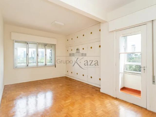 Apartamento Jardim Europa 2 Dormitórios 149m²