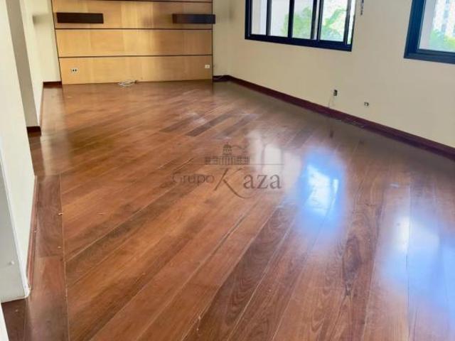 Apartamento Jardim Europa 3 Dormitórios 164m²