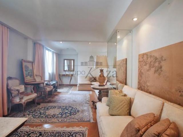 Apartamento Jardim Europa 3 Dormitórios 170m²