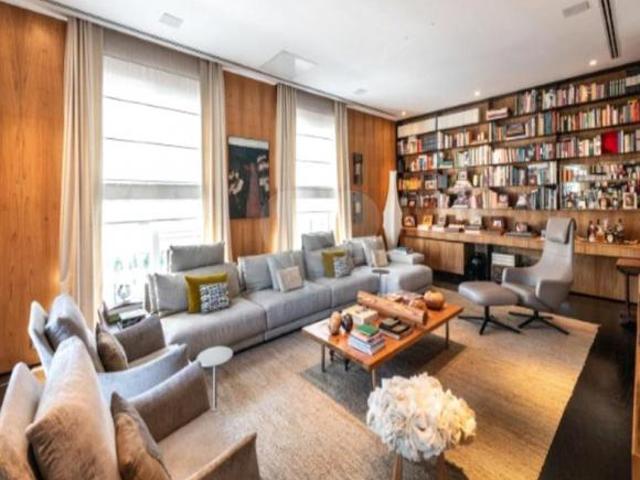 Apartamento Jardim Europa 3 Suítes / Quartos 6 Vagas Venda / Compra