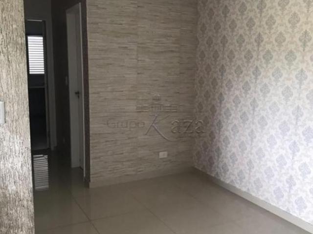 Apartamento Jardim Satélite Residencial Matheus 3 Dormitórios 77m²