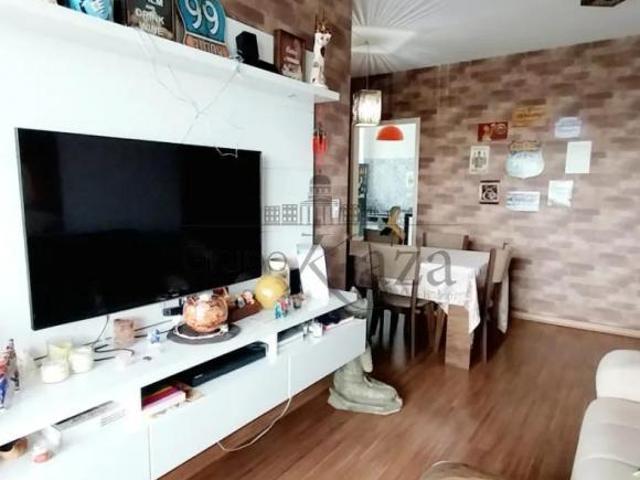 Apartamento Jardim Satélite Residencial Simone 3 Dormitórios 82m²