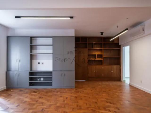 Apartamento Jardim Paulista 3 Dormitórios 162m²