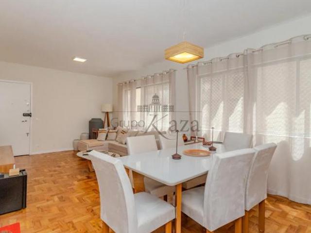Apartamento Jardim Paulista 3 Dormitórios 124m²