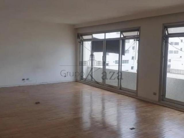 Apartamento Jardim Paulista 3 Dormitórios 300m²