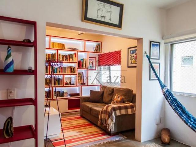 Apartamento Jardim Paulista 2 Dormitórios 70m²
