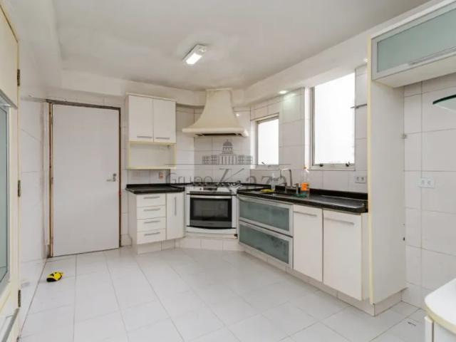Apartamento Jardim Paulista 4 Dormitórios 305m²