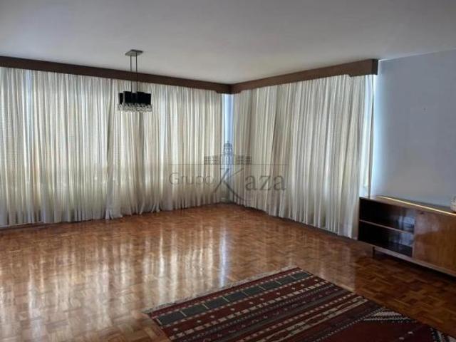 Apartamento Jardim Paulista 4 Dormitórios 350m²