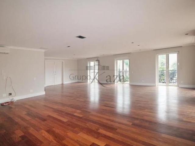 Apartamento Jardim Paulista 4 Dormitórios 385m²