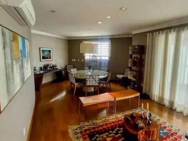Apartamento Jardim Paulista 4 Suítes 228m²