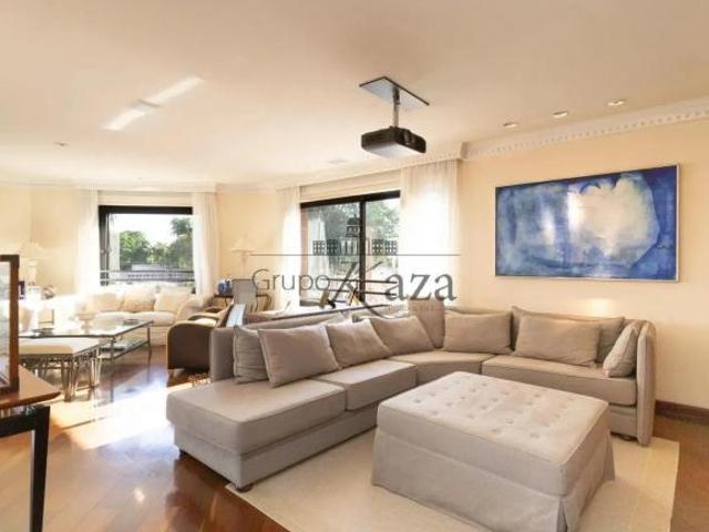 Apartamento Jardim Paulista 4 Suítes 314m² Próximo ao Clube Atlético Paulistano, Jardim Pam