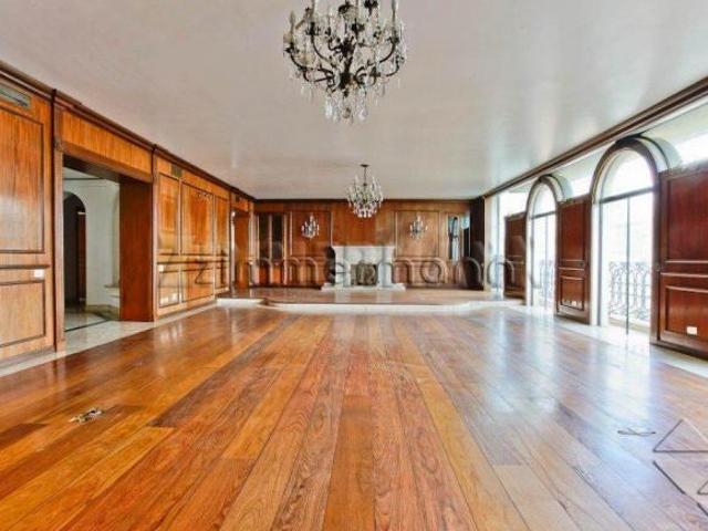 APARTAMENTO JARDIM PAULISTA 4 SUÍTES 5 VAGAS