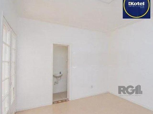 APARTAMENTO JK 1 dormitório 22,00 m² MENINO DEUS