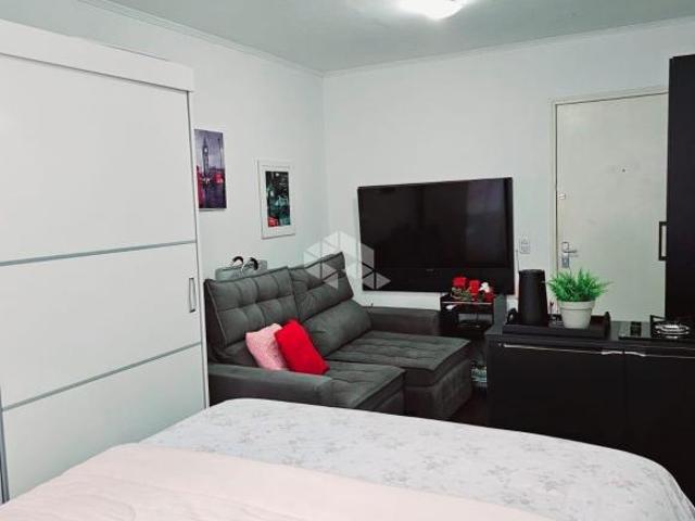 Apartamento JK 26 m2, com elevador, Cidade Baixa a 5 min Zaffari Lima e Silva