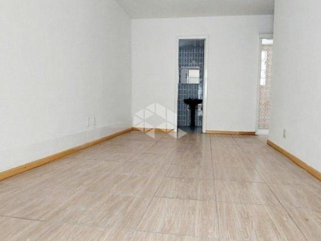 APARTAMENTO JK TÉRREO DE 1 QUARTO COM 2 PÁTIOS NA GOMES JARDIM
