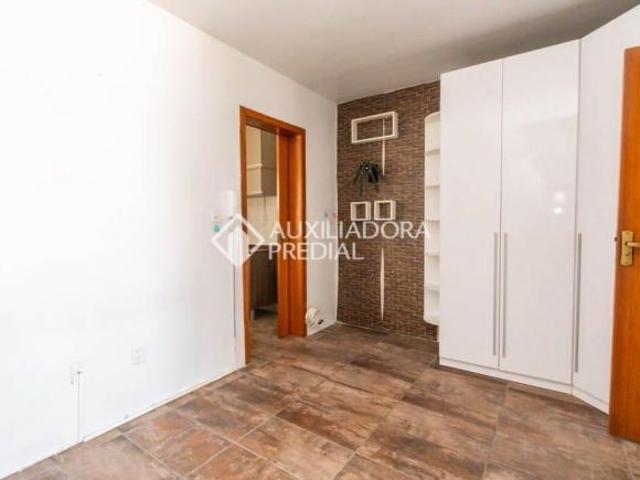Apartamento Jk com divisórias, semimobiliado, sol da tarde, junto a Orla, Embarcadero e 32m²