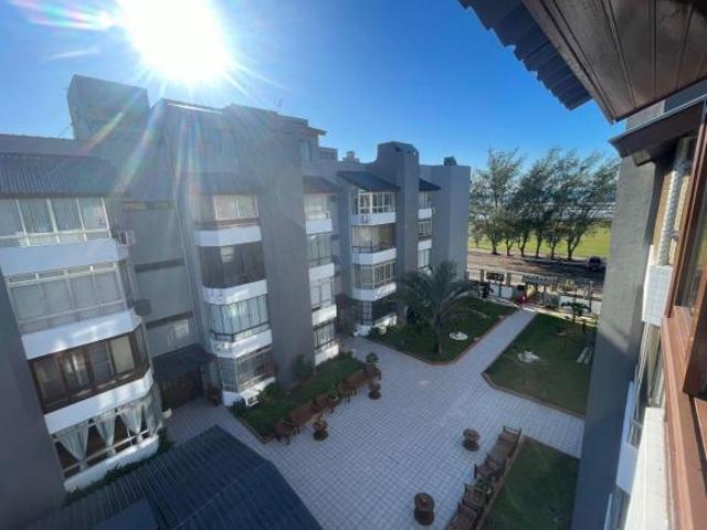 Apartamento JK de 39 m² à venda em Capão Novo