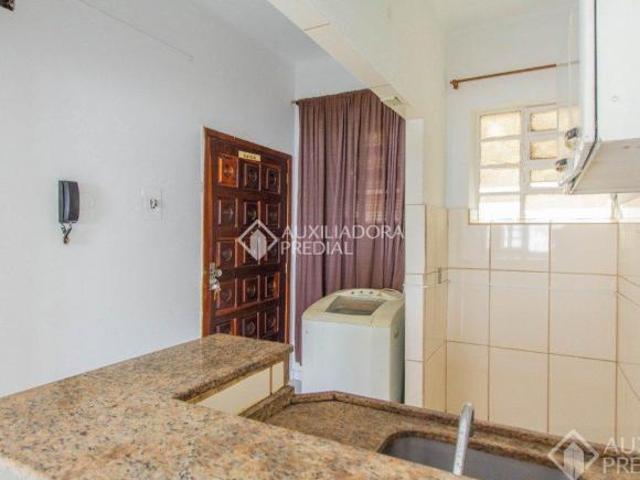 Apartamento JK, em frente ao Zaffari, quase esquina Borges de Medeiros