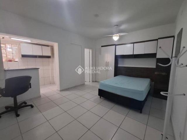 Apartamento JK, Impecável e mobiliado, entrada dupla