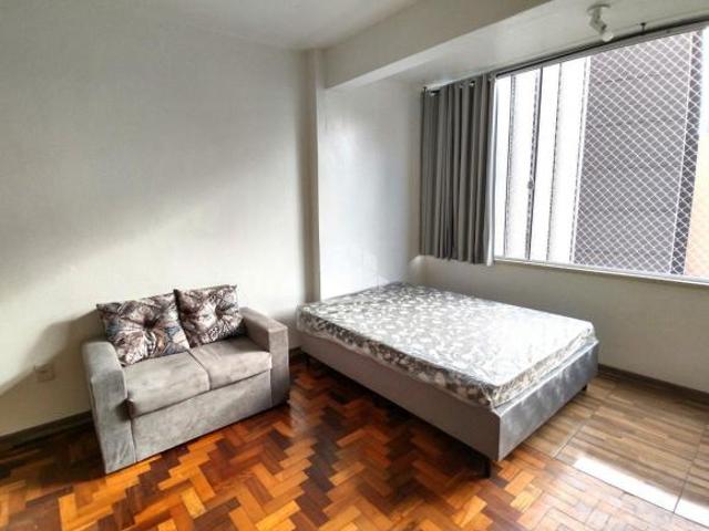 Apartamento JK mobiliado em condominio com elevador e terraço com churrasqueira