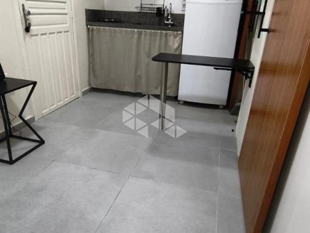 Apartamento JK MOBILIADO térreo, com 1 dormitório, no Praia de Belas