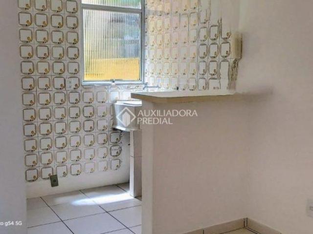 Apartamento JK na Azenha, Porto Alegre