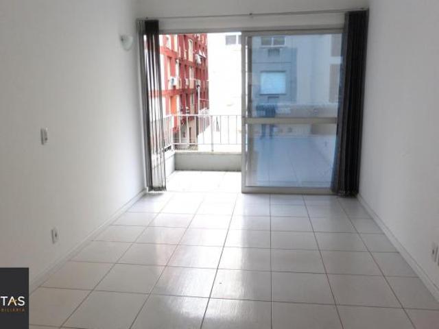 Apartamento JK no Centro DESOCUPADO