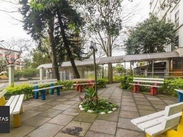 Apartamento JK no Humaitá