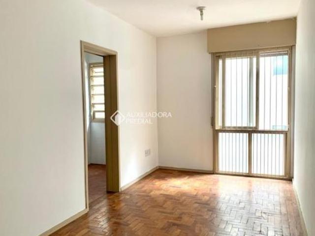 Apartamento JK próximo à Praça da Matriz