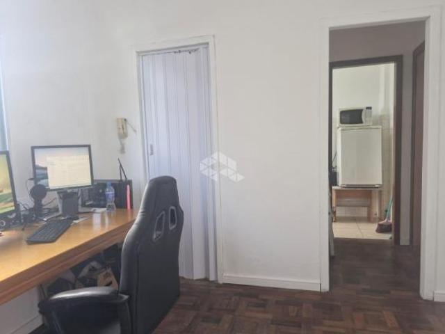 Apartamento JK/Kitnet 1 dormitório a uma quadra da Orla do Guaíba Centro Histórico
