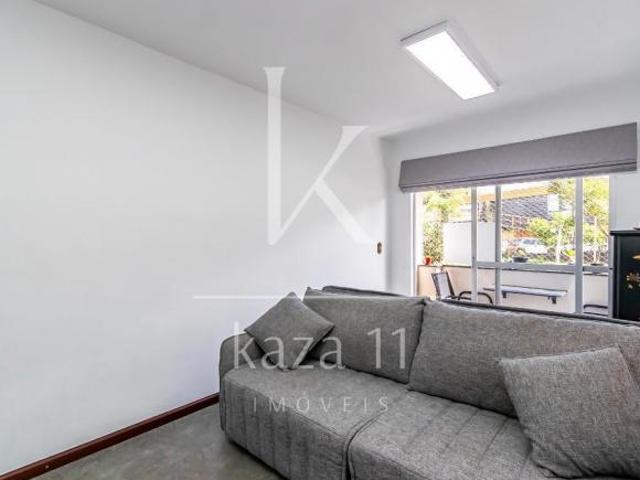 Apartamento Juvevê com Sacada, 2 quartos, 1 banheiro, 1 vaga | 53.18 m² | Juvevê