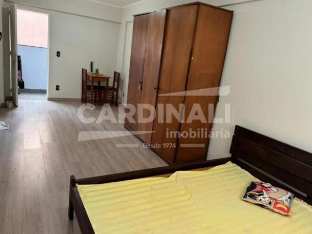 Apartamento Kitchnet com Condomínio em Campinas