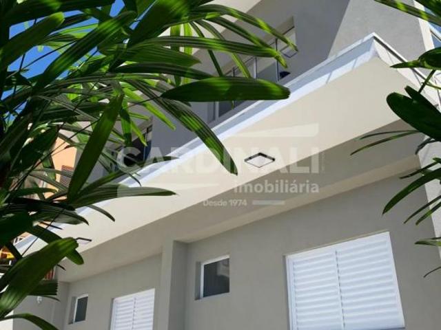 Apartamento Kitchnet com Condomínio em São Carlos