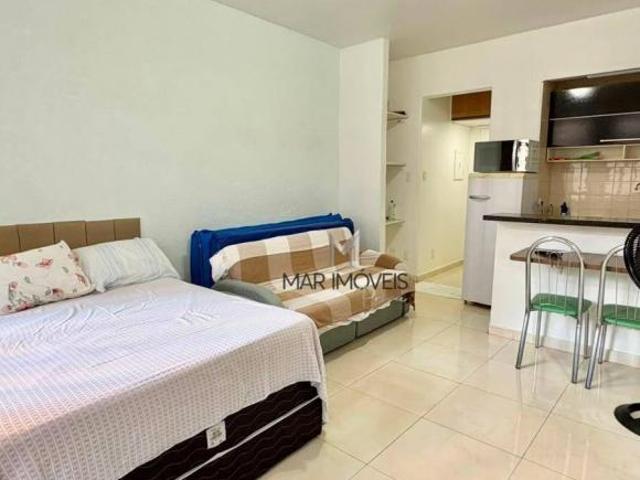 Apartamento Kitnet a 50 metros da Pitangueiras!