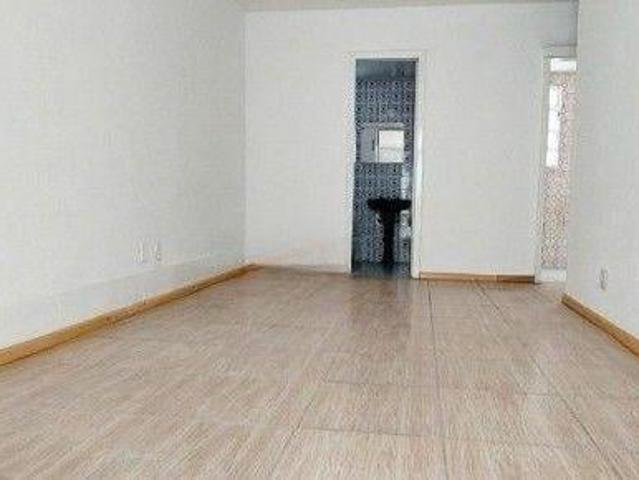 Apartamento Kitnet a venda com pátio no Bairro Santana