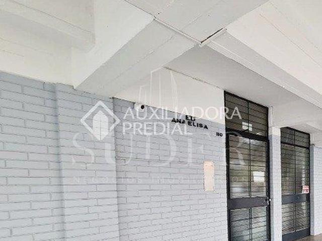 Apartamento kitnet desocupado, à venda no bairro Partenon, em Porto Alegre