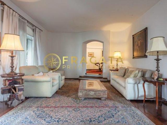 Apartamento Lindenberg à Venda no Jardim Paulista 3 Dormitórios, Varanda e Excelente Potencial de