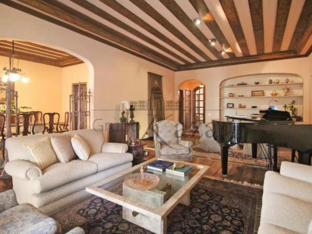 Apartamento Lindenberg Jardim América 3 Dormitórios 259m²
