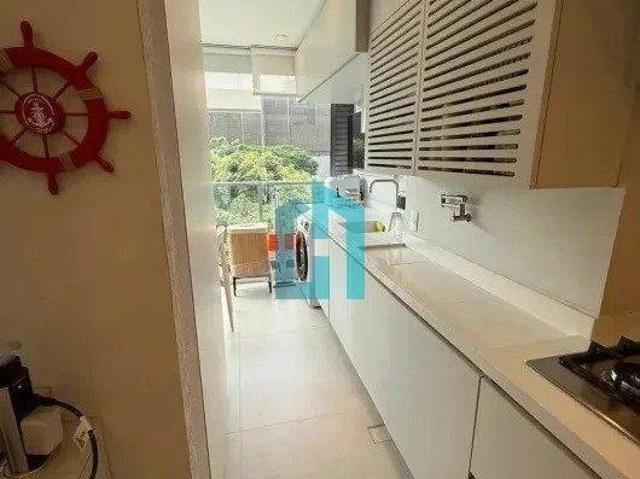 Apartamento Lindíssimo em Moema á Venda
