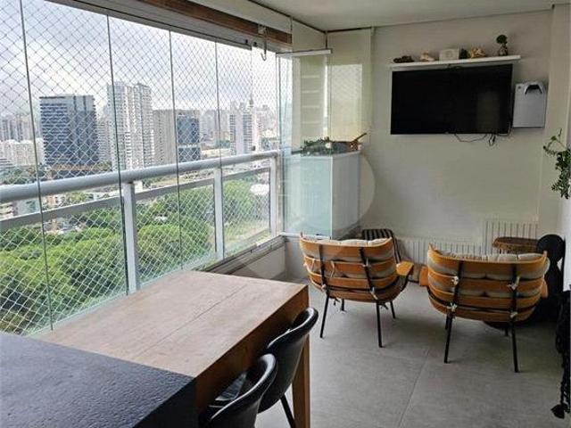 APARTAMENTO LINDO 3 QUARTOS BARRA FUNDA