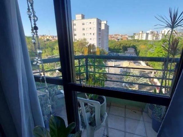 Apartamento lindo com três dormitórios