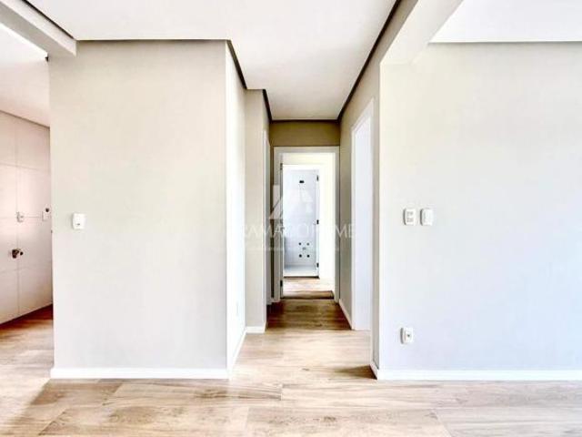 APARTAMENTO LINDO E BEM LOCALIZADO
