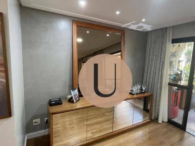 Apartamento lindo no Bosque da Saúde: 132m² com Piscina Privativa e Acabamento de Cinema