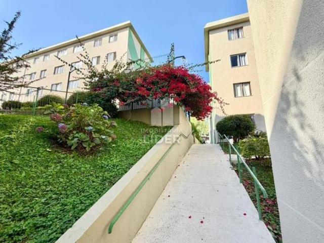 Apartamento lindo, semi mobiliado em condomínio cl
