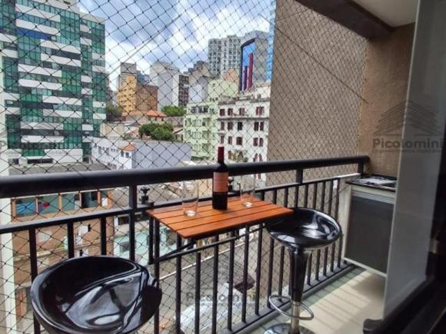 Apartamento Liberdade Mobiliado com 28 metros, 1 quarto, sala com Varanda, 1 banheiro, lazer com pis