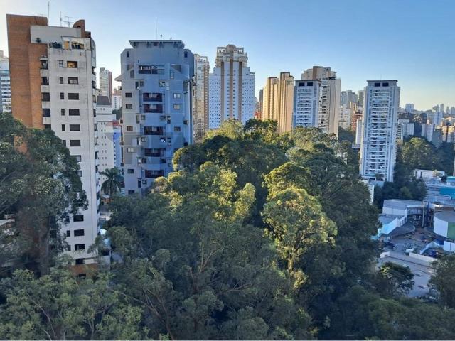 Apartamento locação Condomínio Club Villaggio Panamby 160m²