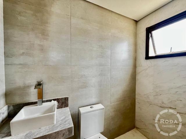 Apartamento locação na Ponta da Praia com Vista Mar – Pronto para Morar