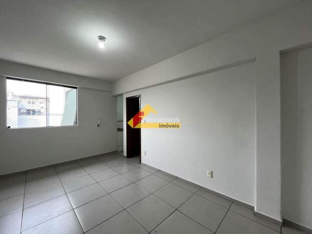Apartamento localizado no bairro Centro